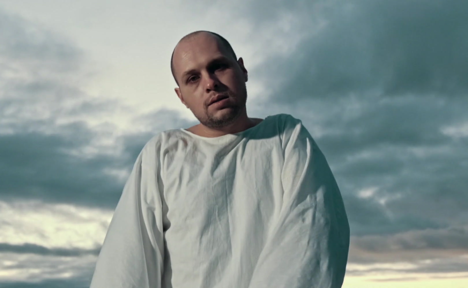 Смотреть клип Al Rakhim - Шизофреник, в плейлисте Вечеринка онлайн на Wink.